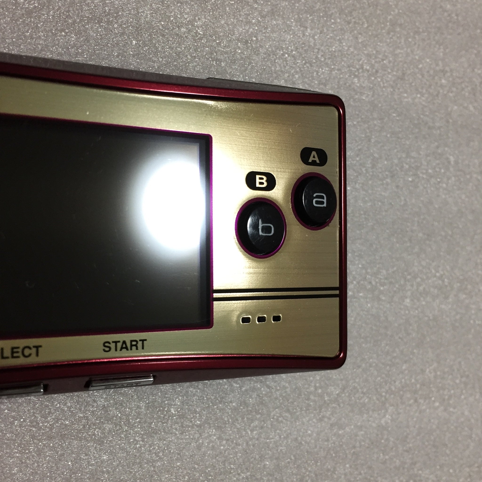 Boxed Game Boy Micro - Famicom edition - RetroAsia