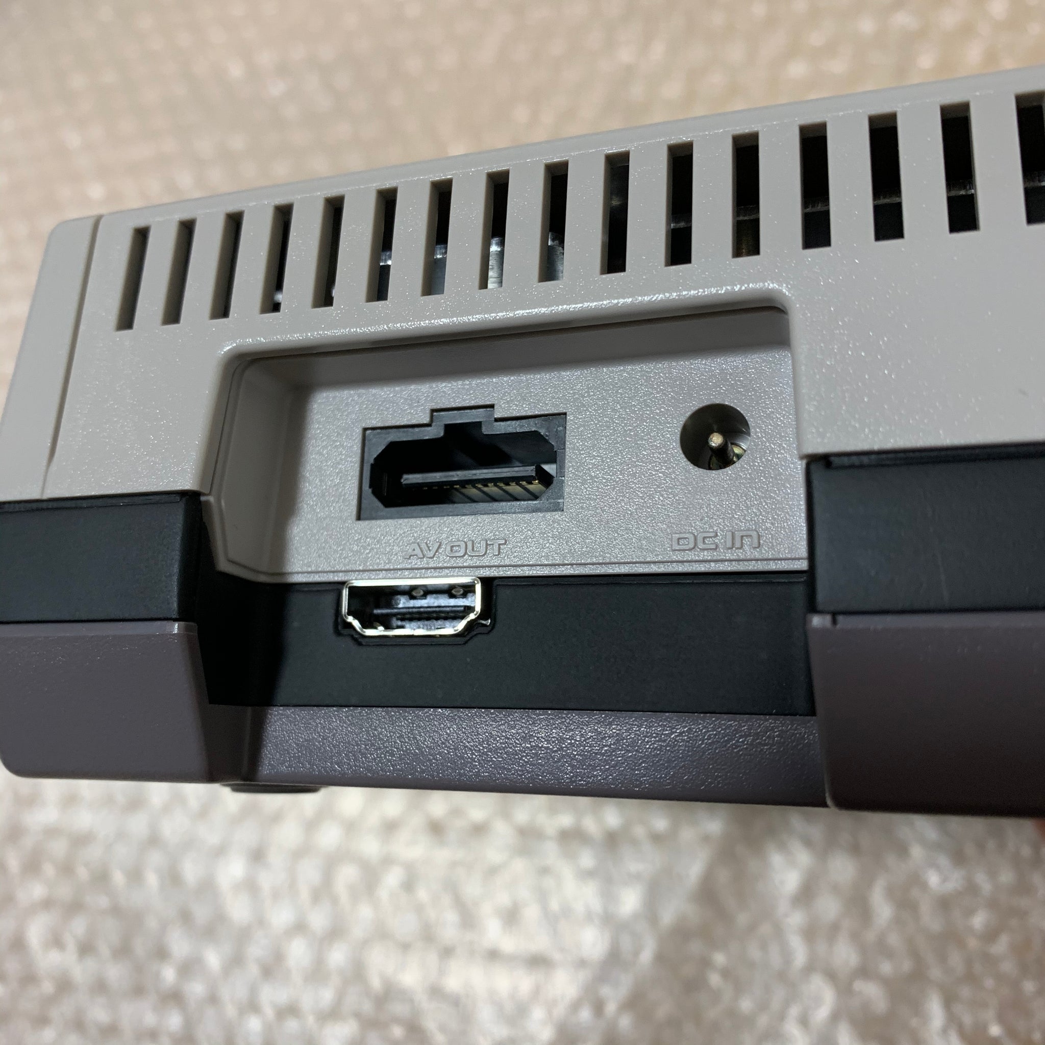 Hi-Def NES Modded AV Famicom - "No-cut" with NES Adapter set - RetroAsia