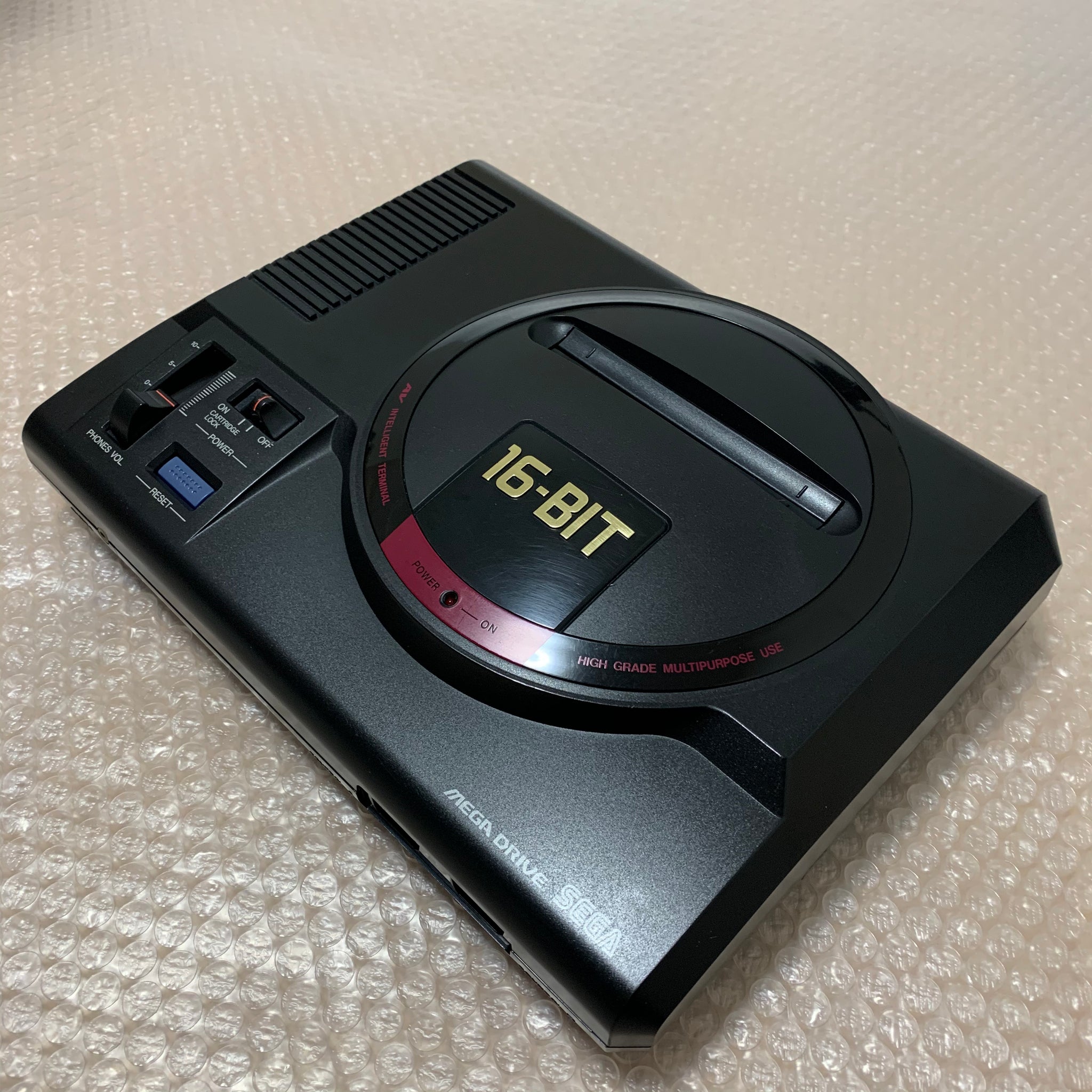 Boxed Megadrive + Mega-CD 2 set - Region Free with RGB cable - RetroAsia